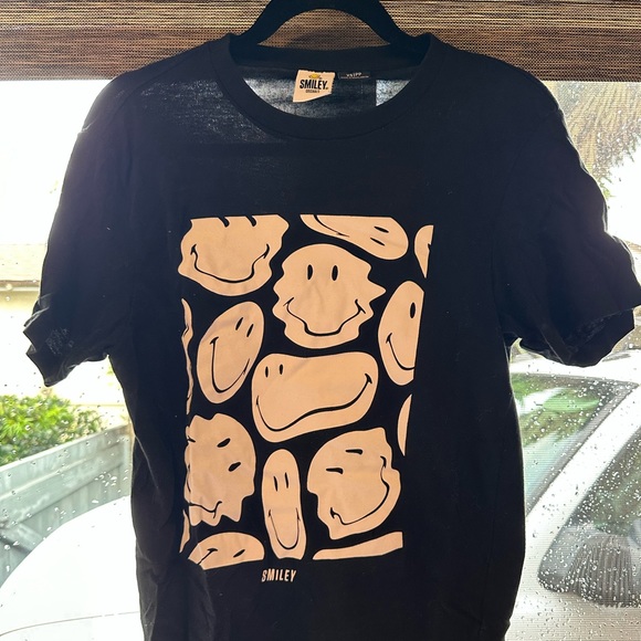 Smiley | Shirts | Smiley T Shirt Black | Poshmark